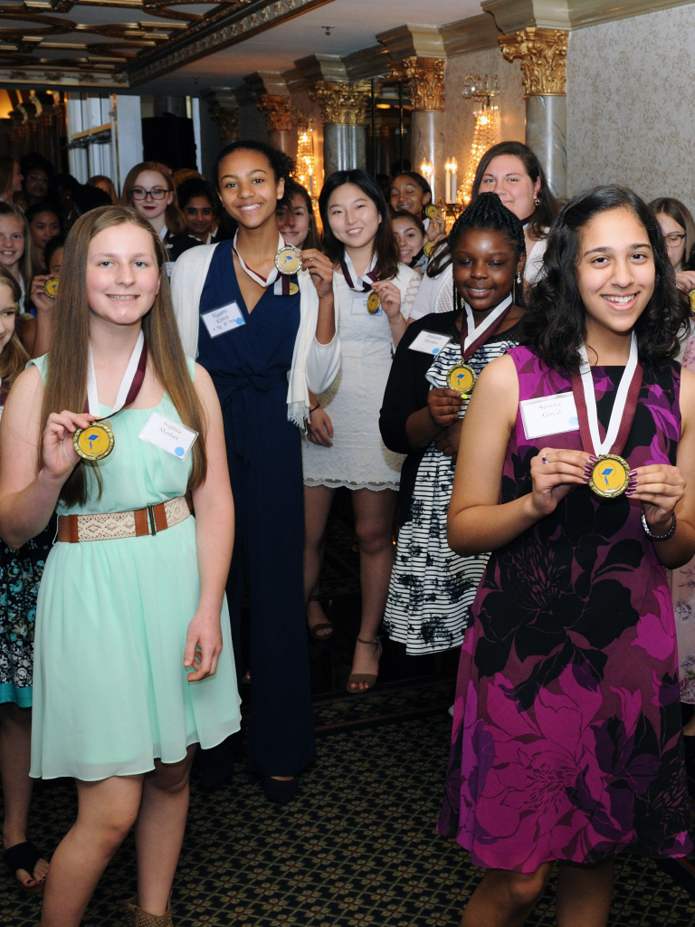 Annual Scholarship Package - Carson Scholars Fund