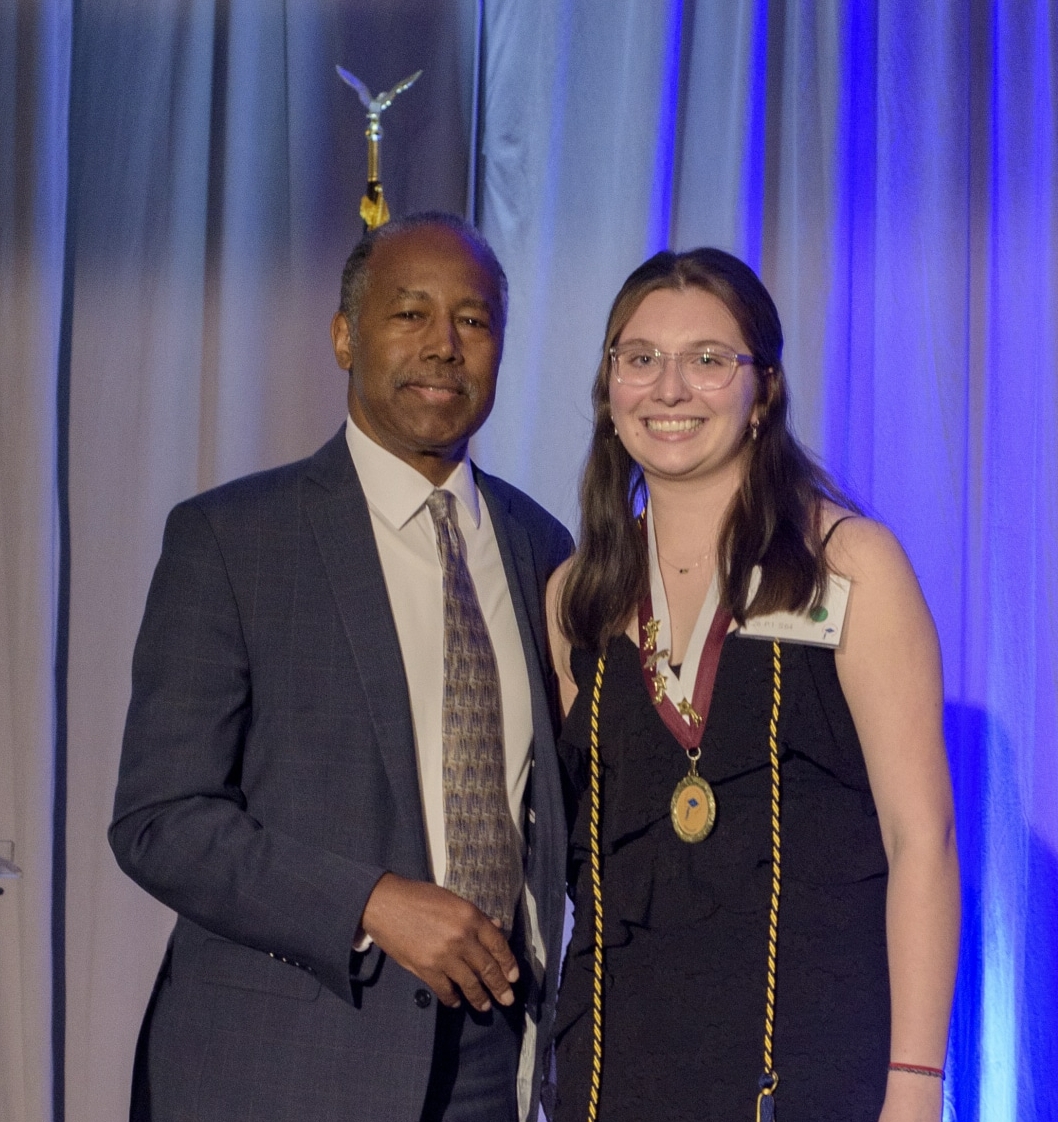 Lessons in Leadership: Dr. and Mrs. Carson Inspire Tennessee Scholars - Carson Scholars Fund